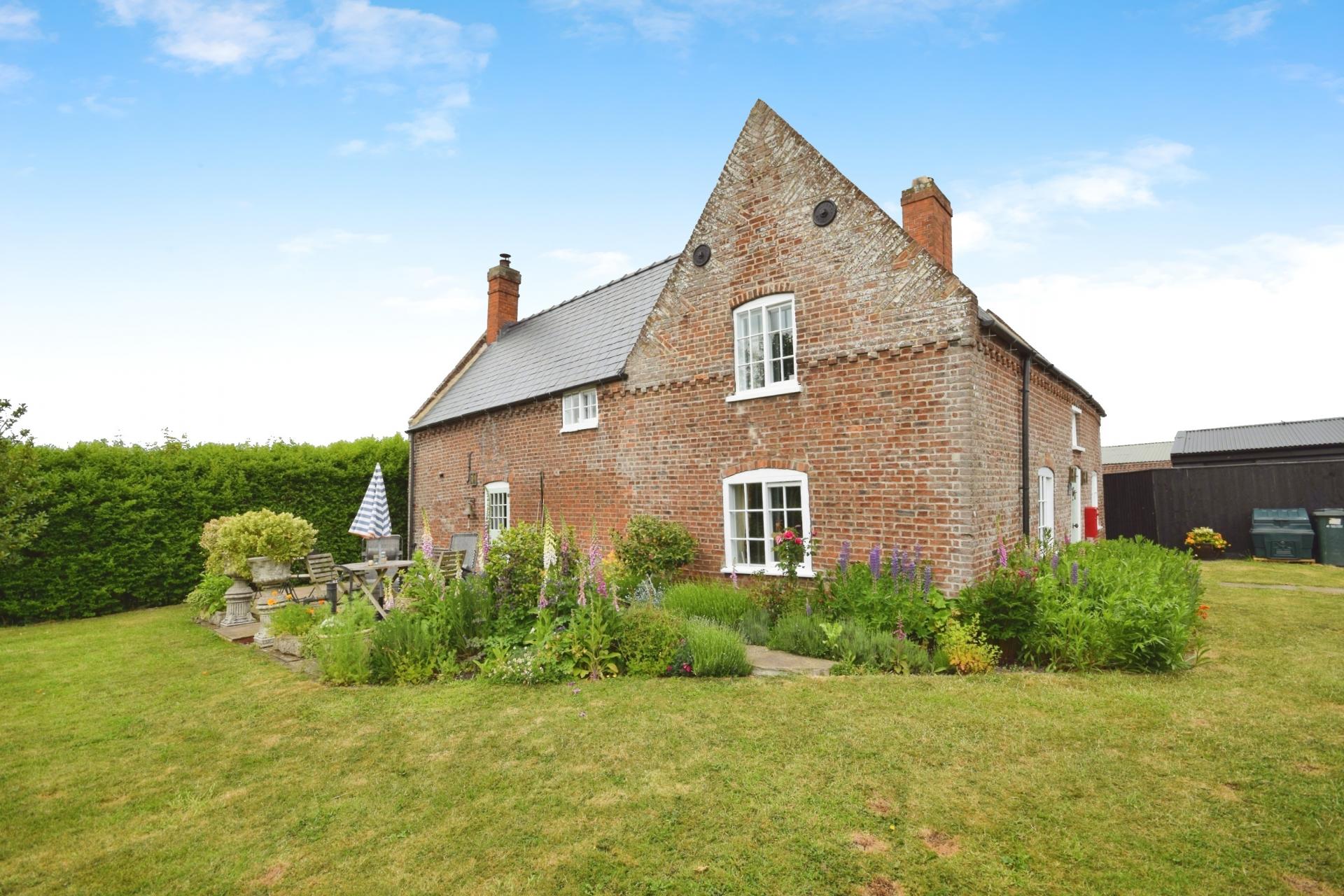 Properties for Sale in Skegness | Lovelle