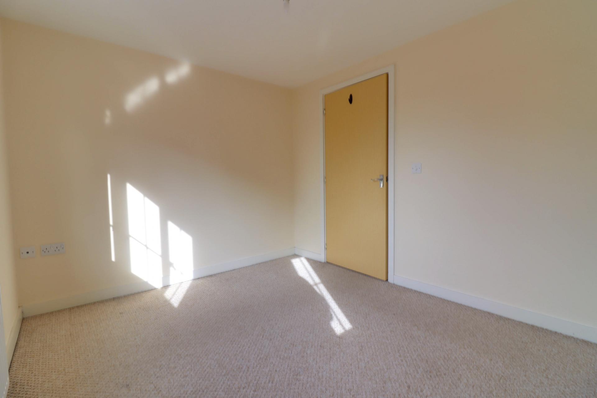 2 bedroom Apartment for sale in Stafford