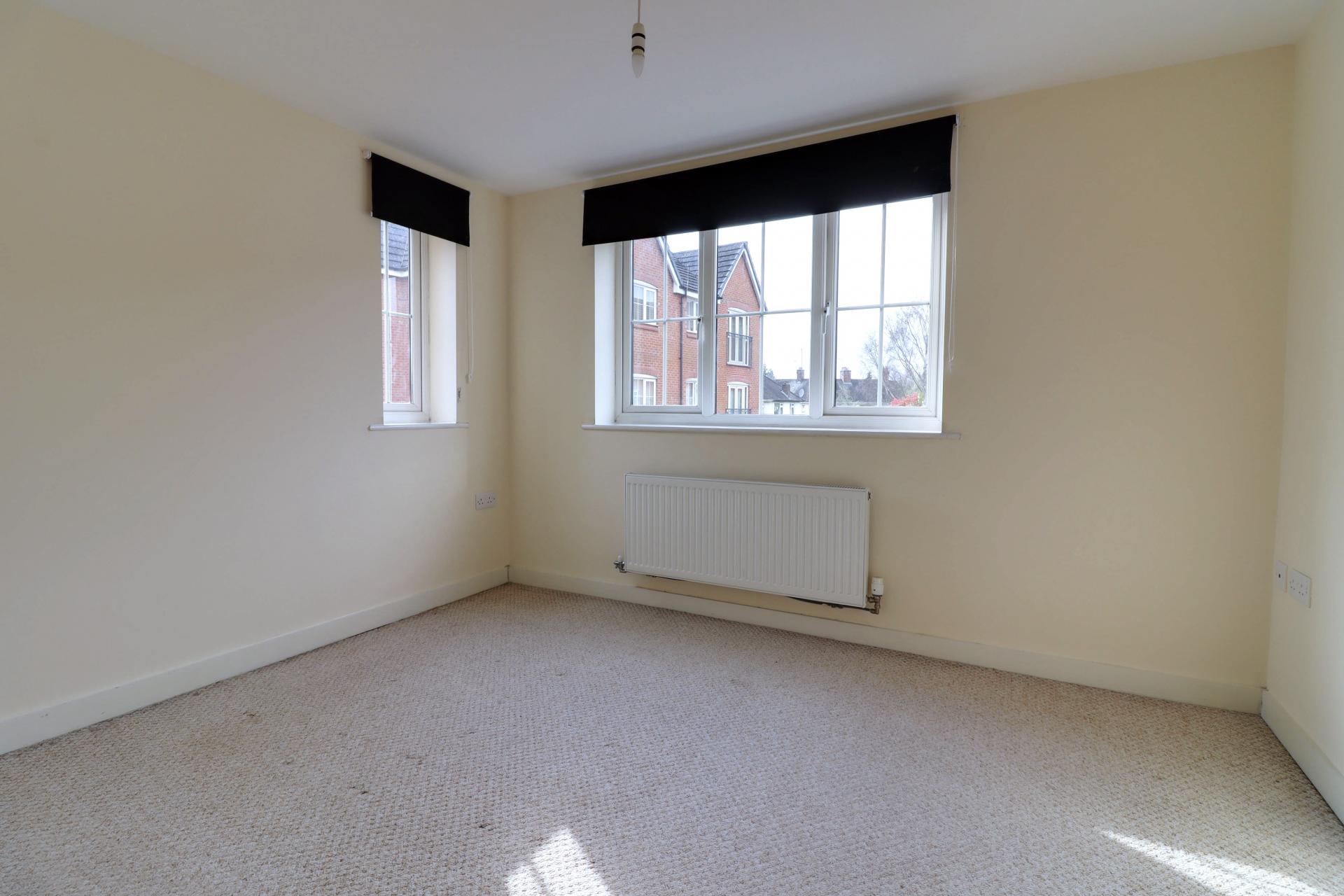 2 bedroom Apartment for sale in Stafford