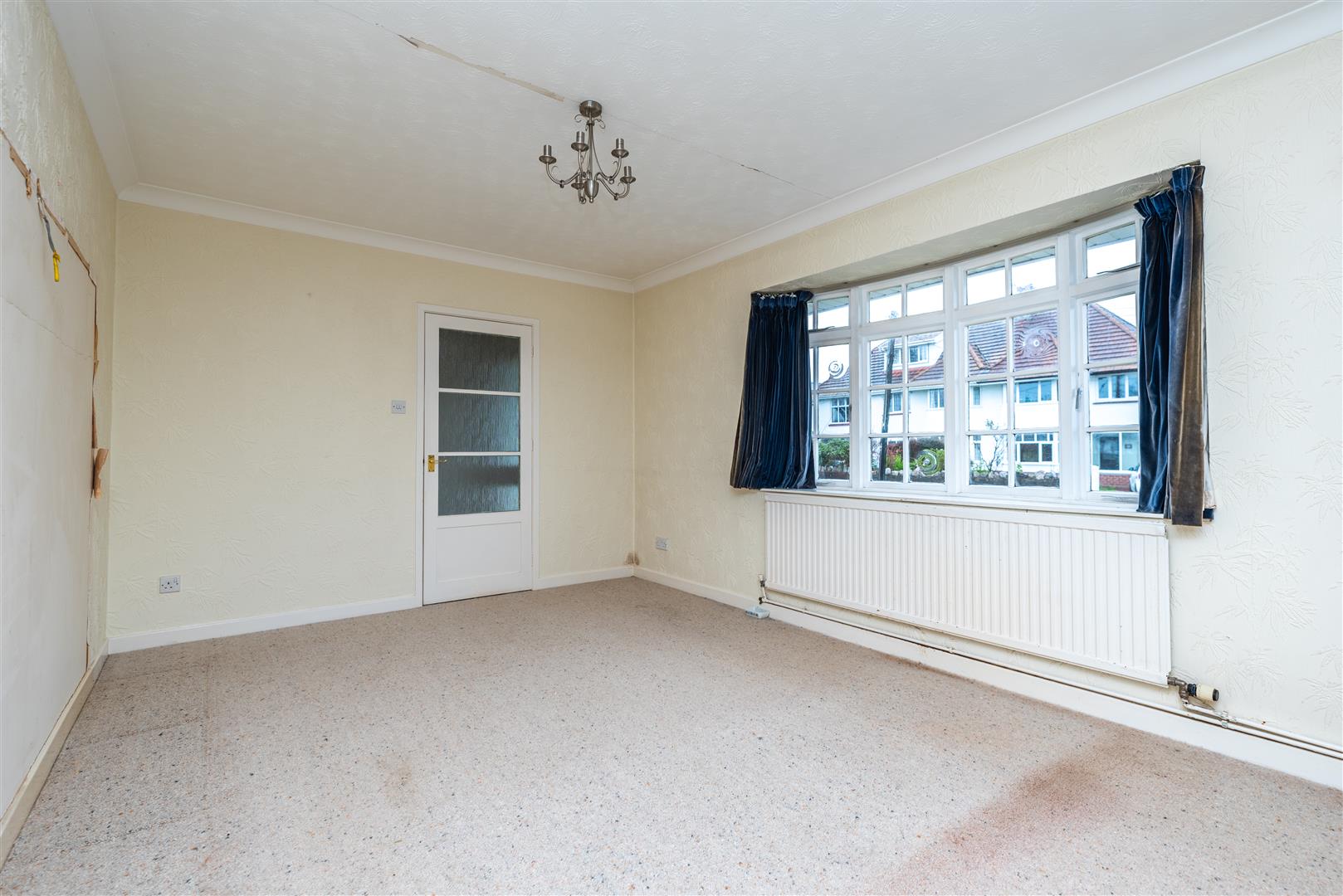 2 bedroom Detached Bungalow for sale in Swansea