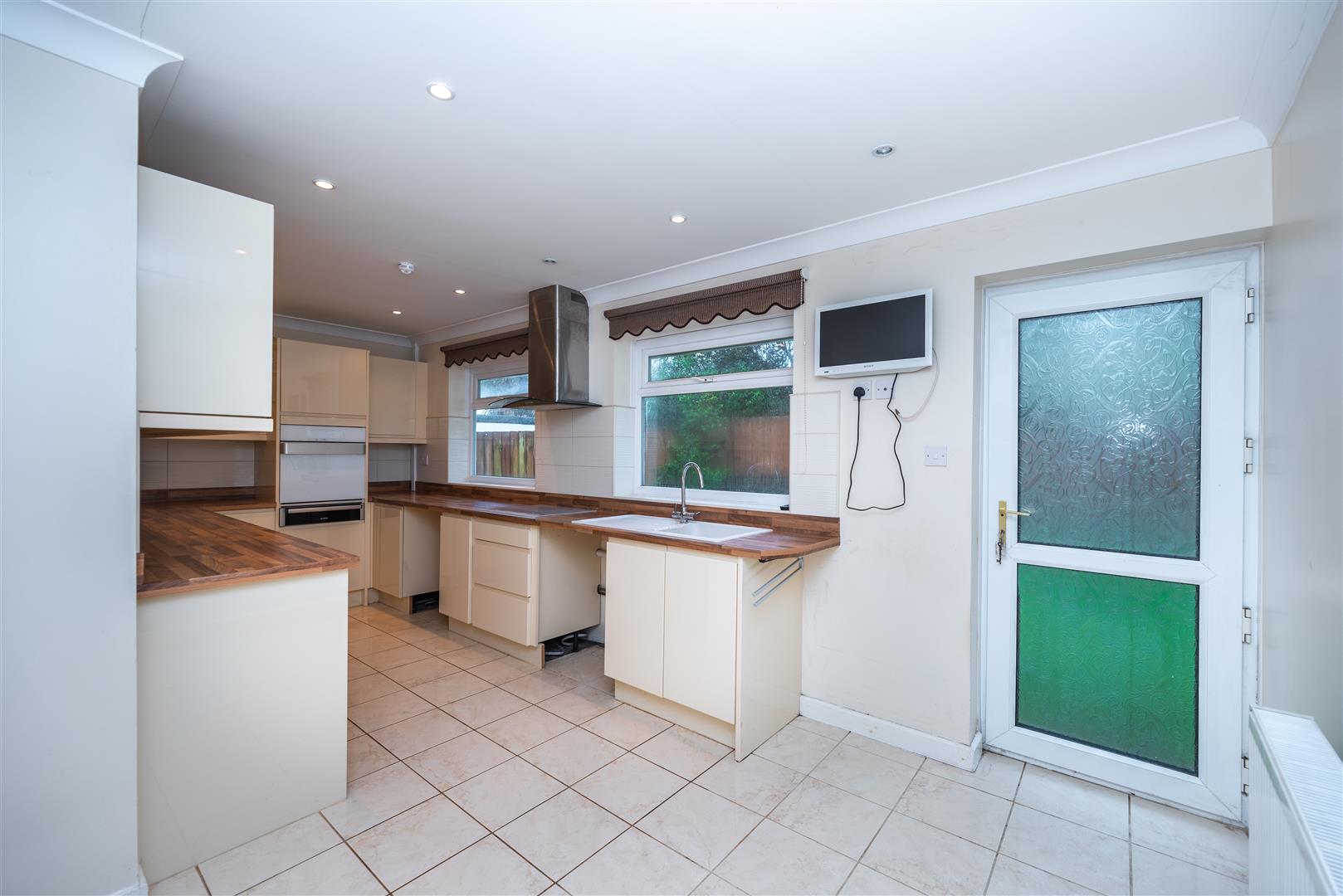 2 bedroom Detached Bungalow for sale in Swansea