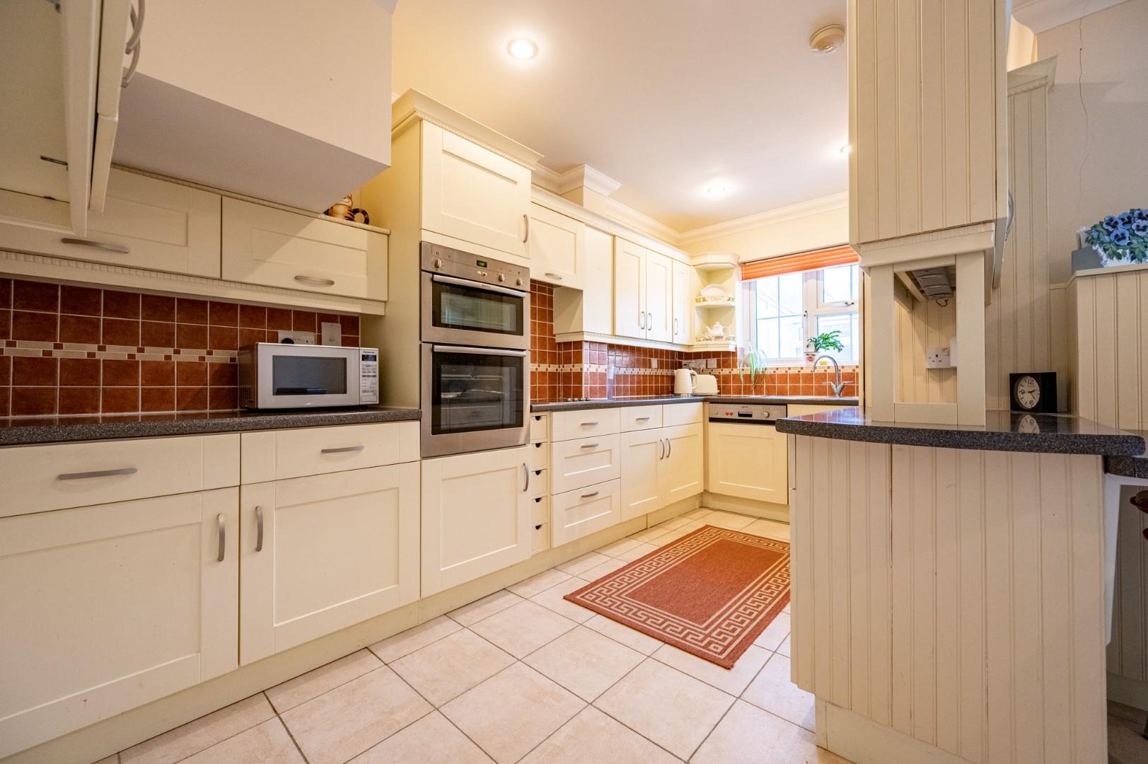 3 bedroom Link Detached House for sale in Dunmow