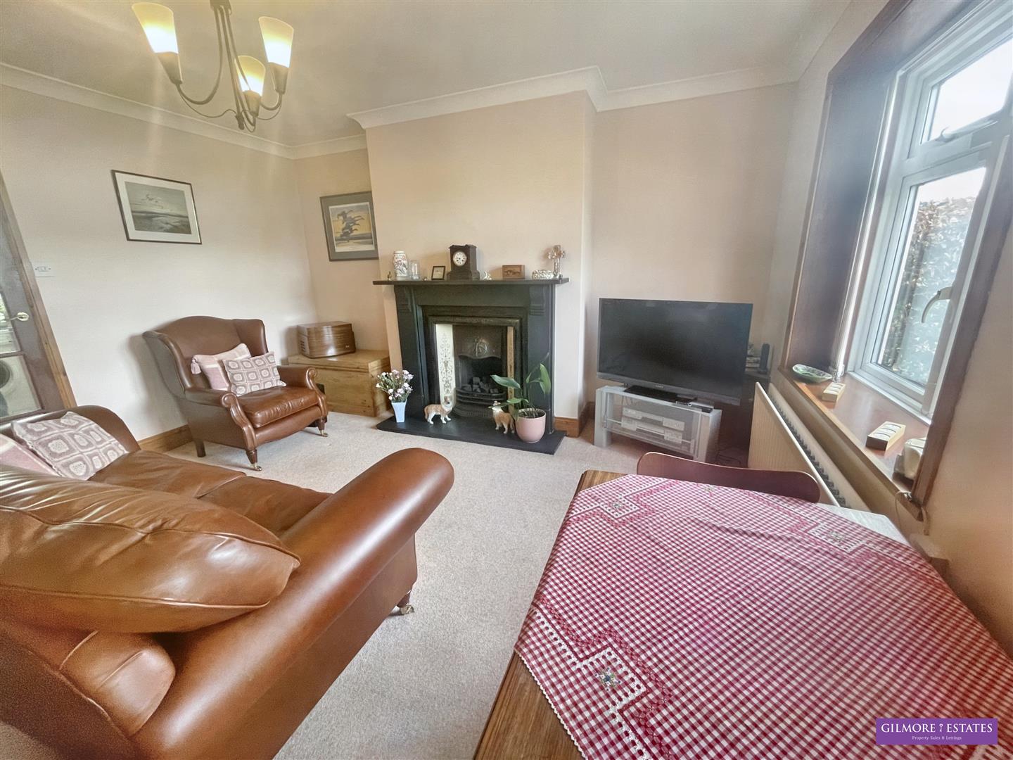 2 bedroom End of Terrace House for sale in Stocksfield