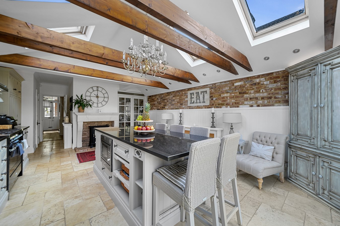 4 Bedroom Semi Detached House For Sale In Chelmsford