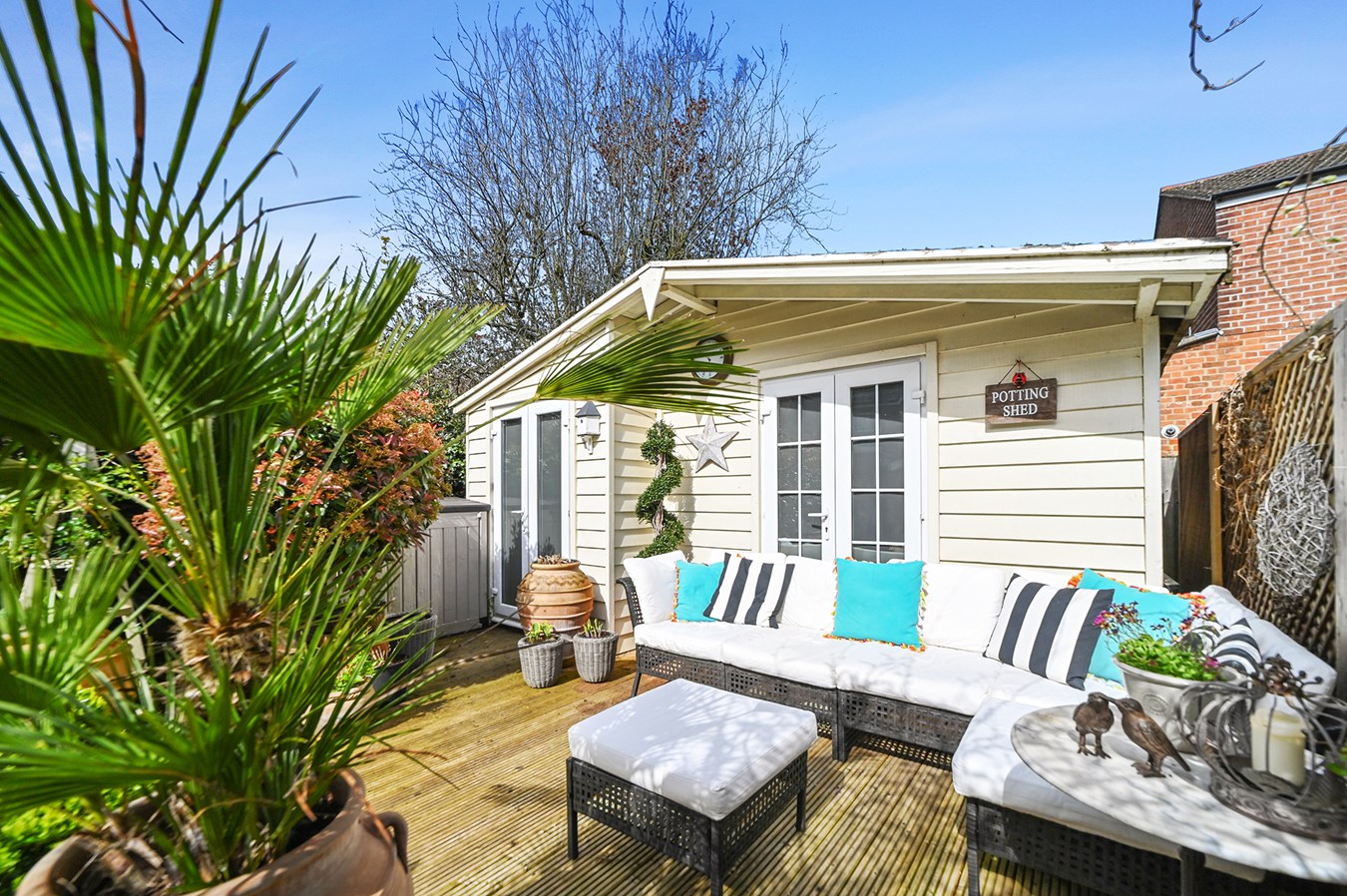 4 Bedroom Semi Detached House For Sale In Chelmsford