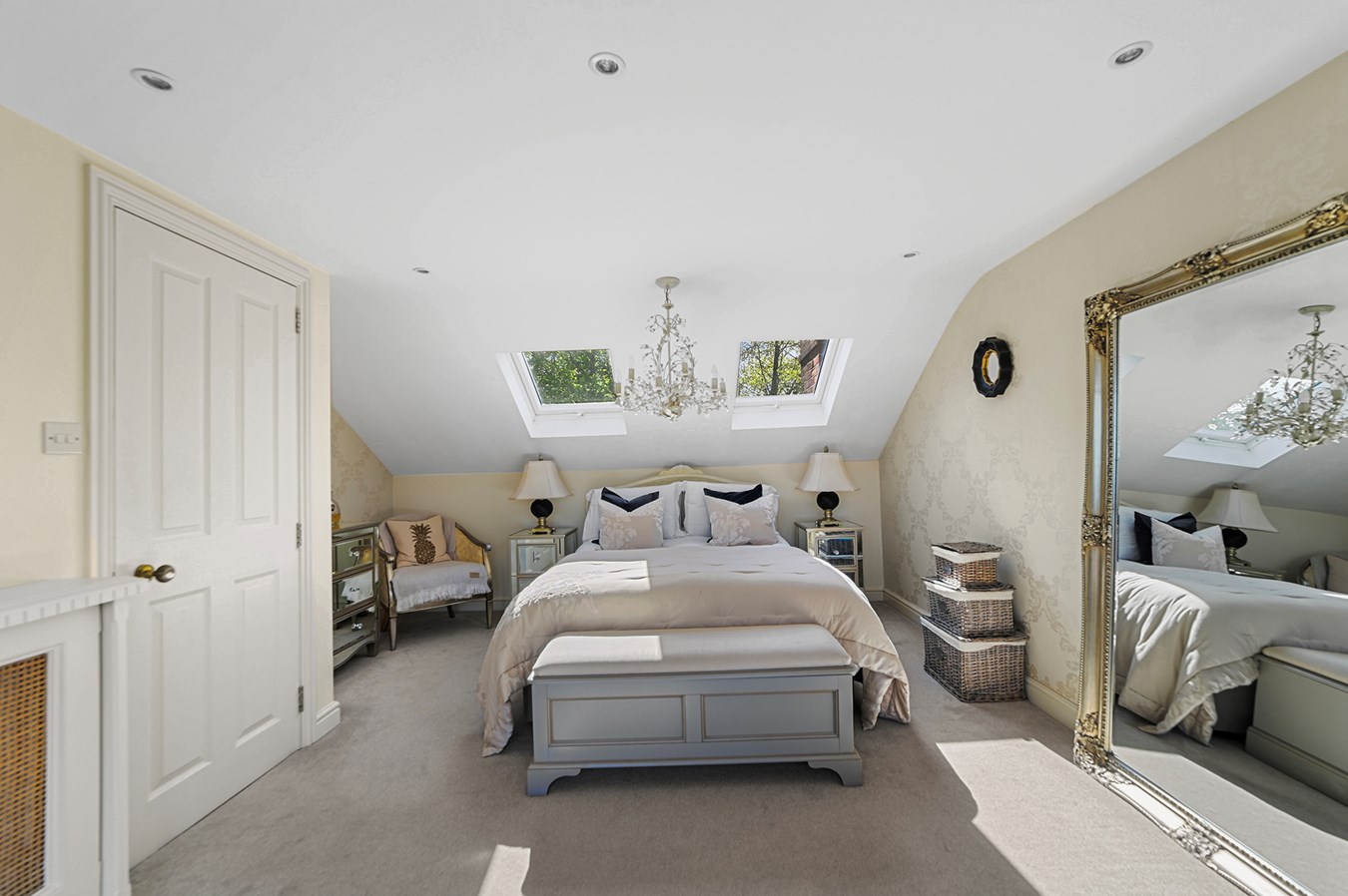 4 Bedroom Semi Detached House For Sale In Chelmsford