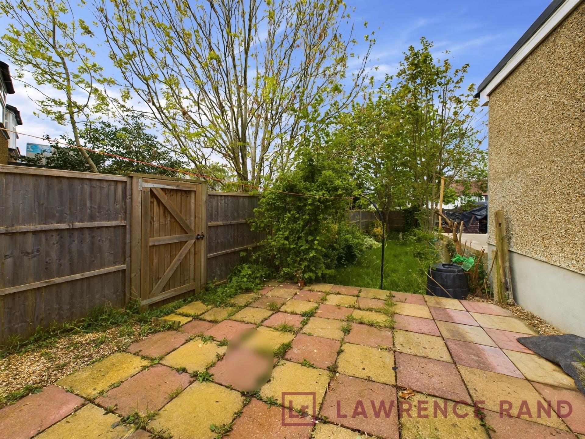 3 bedroom Semi-Detached House for rent in Harrow