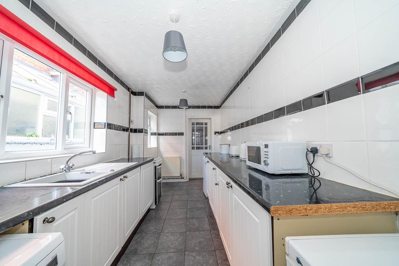 3 bedroom Terraced House for sale in Leamore / Bloxwich, Walsall