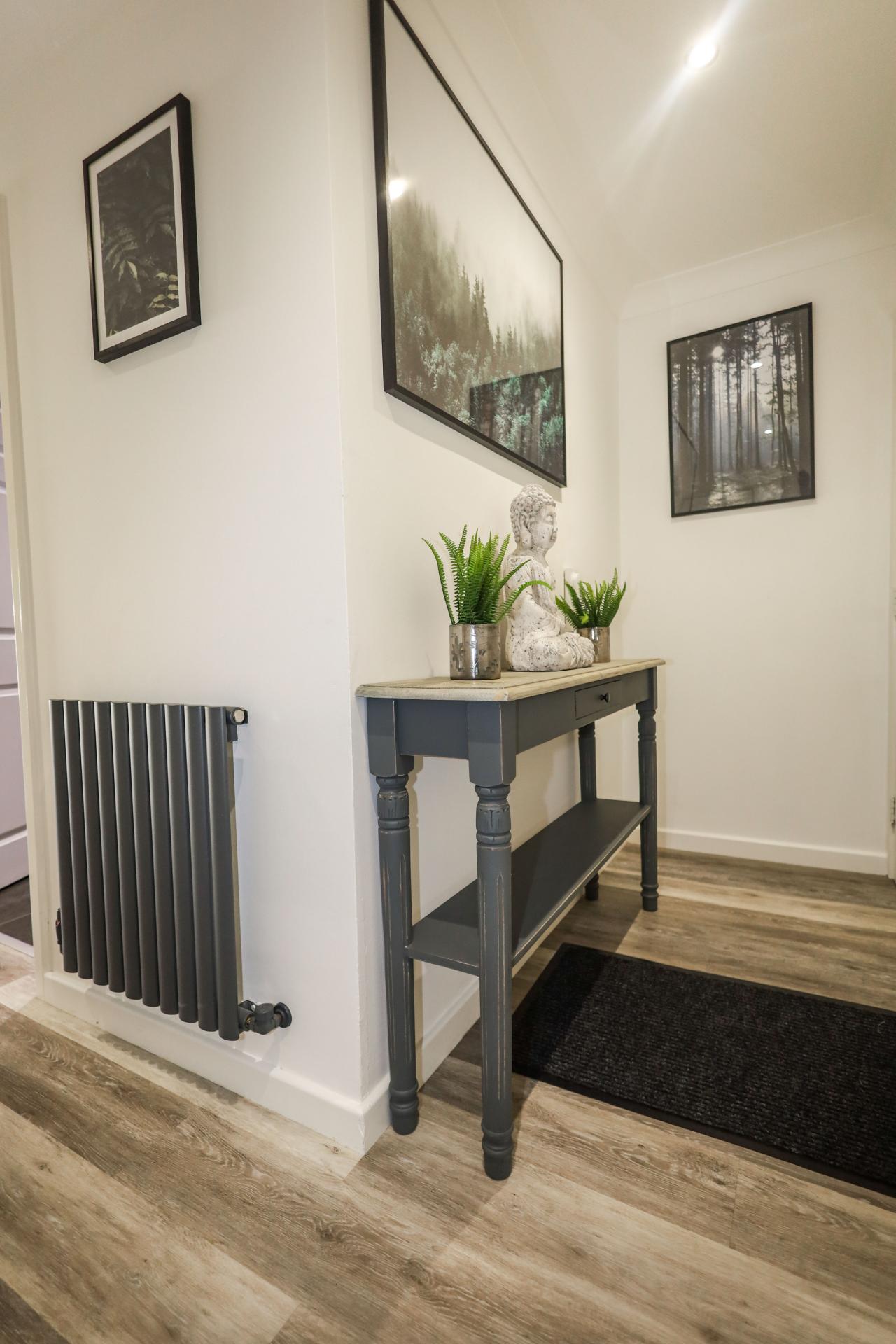 2 Bedroom Ground Floor Flat For Sale In Bournemouth