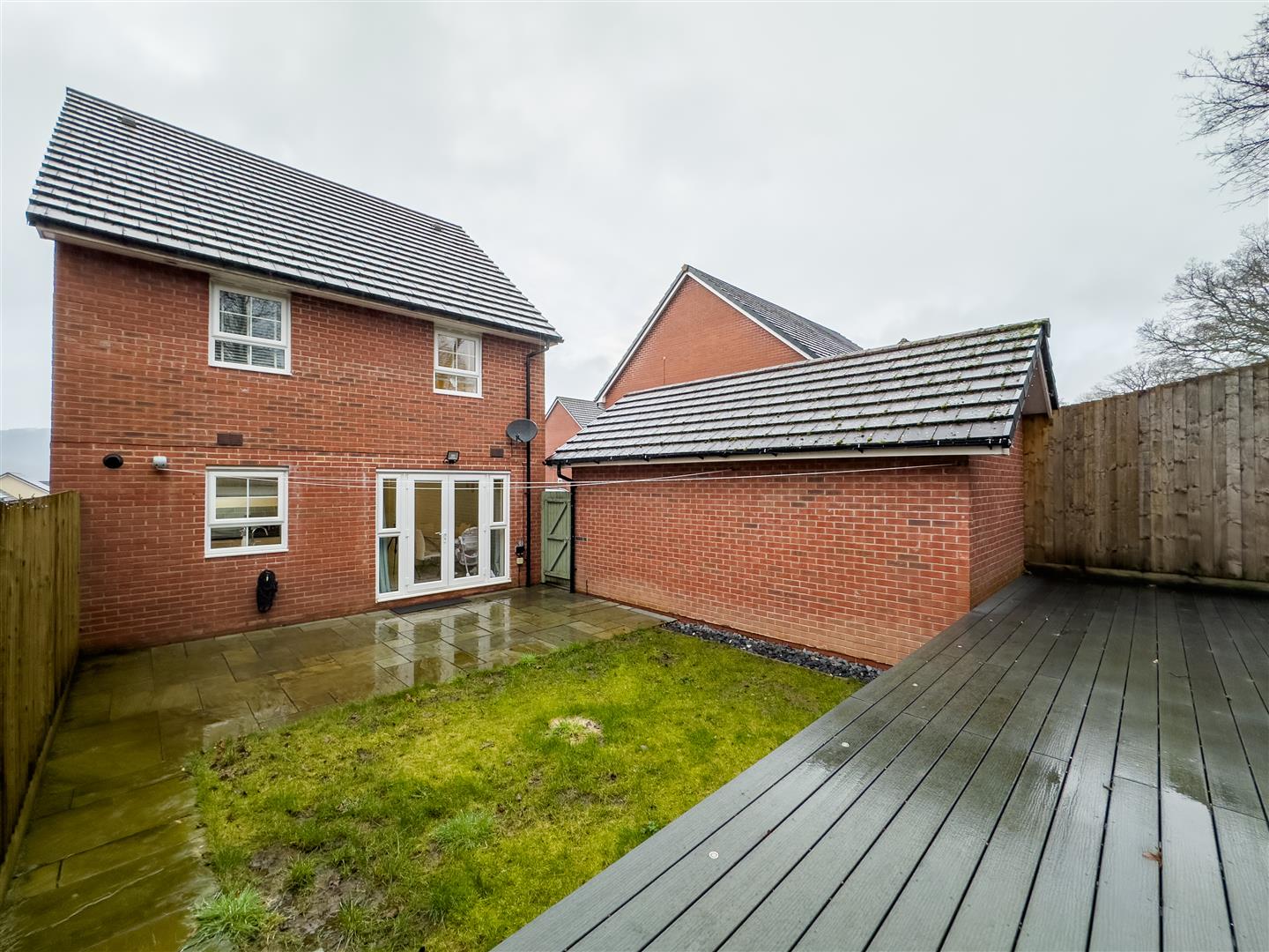 4 bedroom Detached House for sale in Pontypool