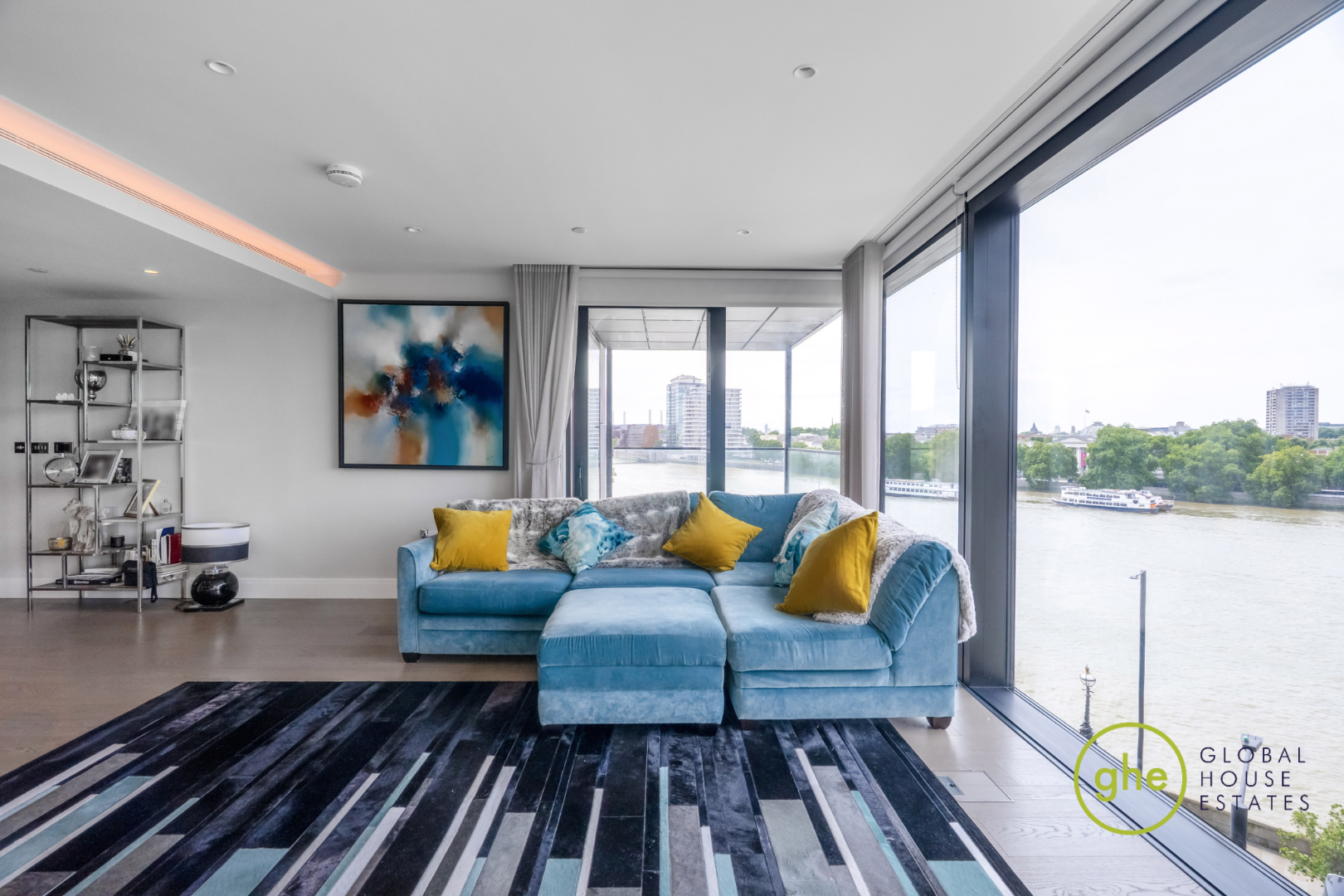 2 bedroom Flat for sale in Albert Embankment