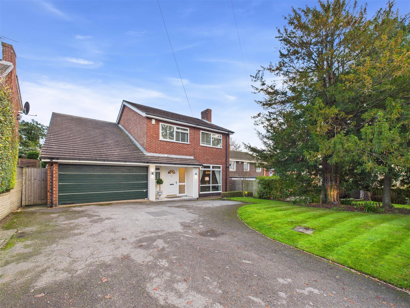 4 bedroom Detached House for sale in North Ferriby