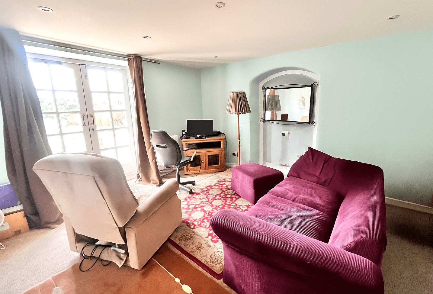 3 bedroom Semi-Detached House for sale in Gloucestershire