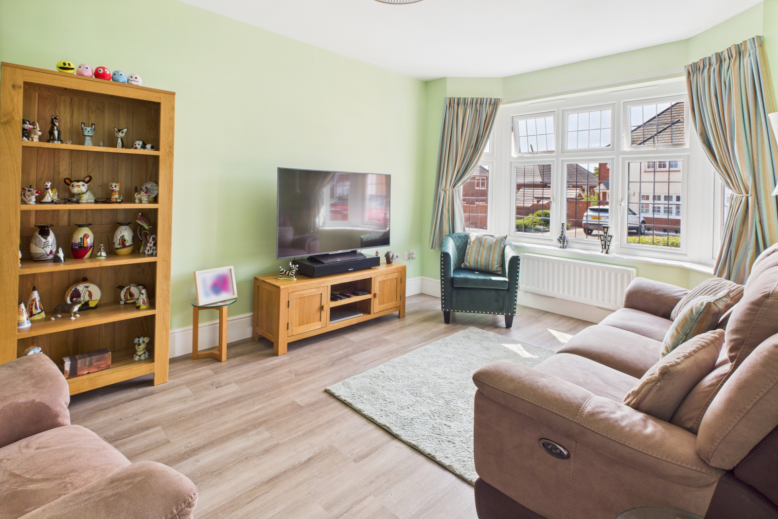 4 bedroom Detached House for sale in Gloucestershire