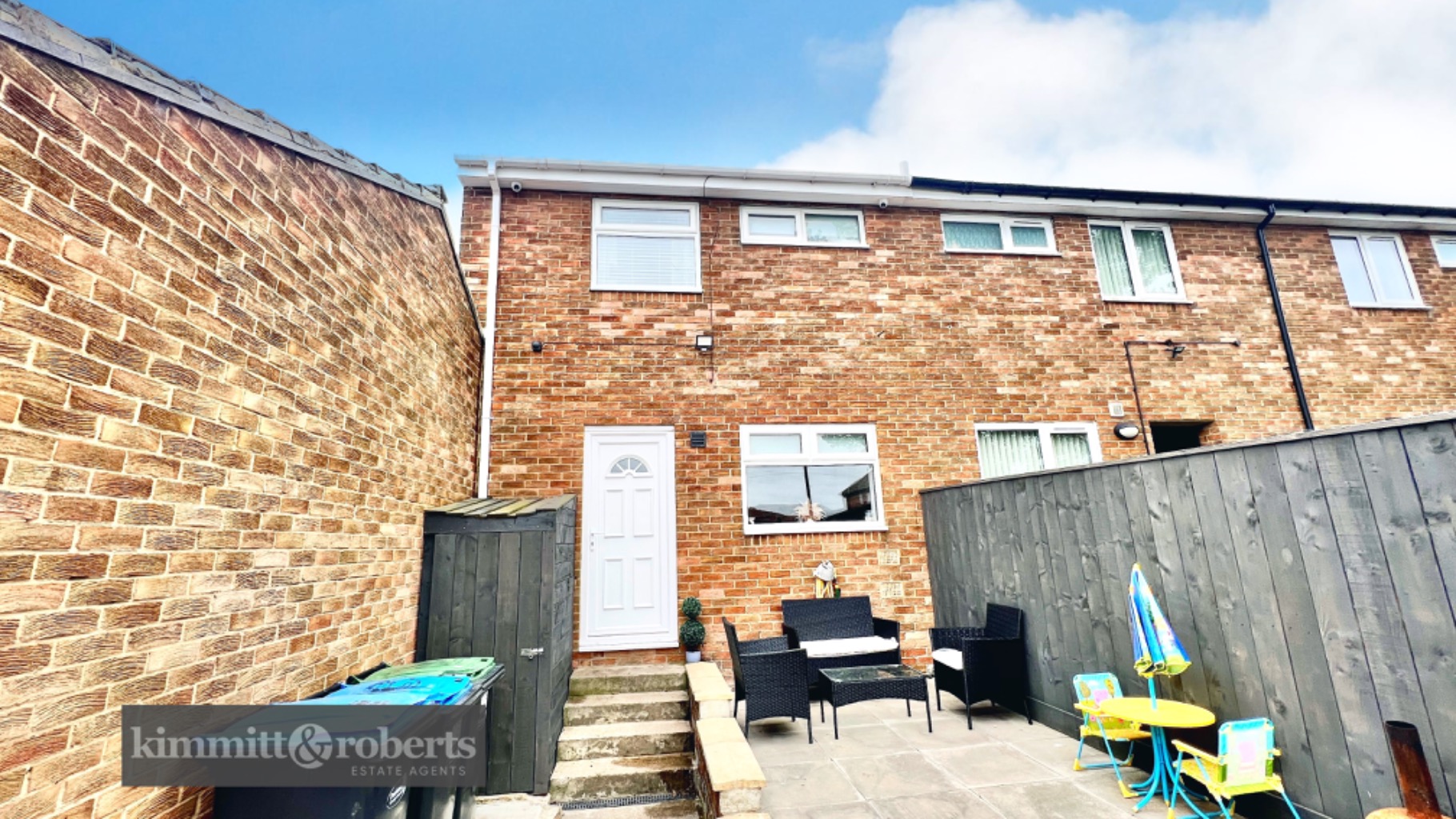 2 bedroom End of Terrace House for sale in Durham