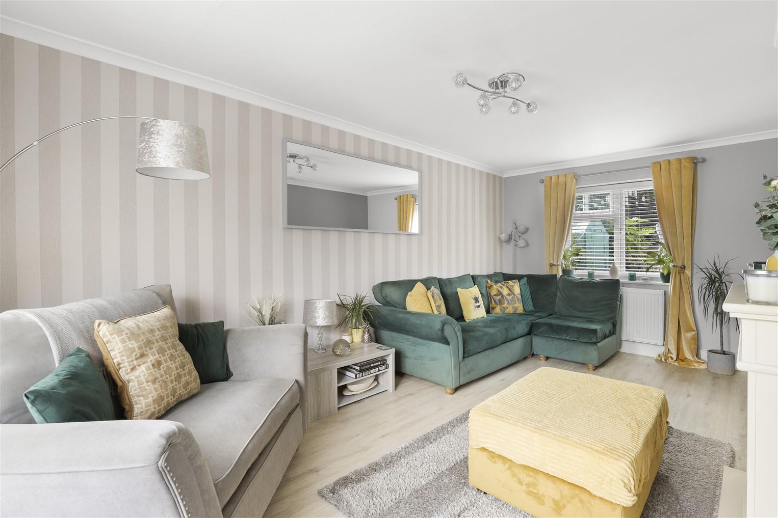 3 bedroom End of Terrace House for sale in Epping