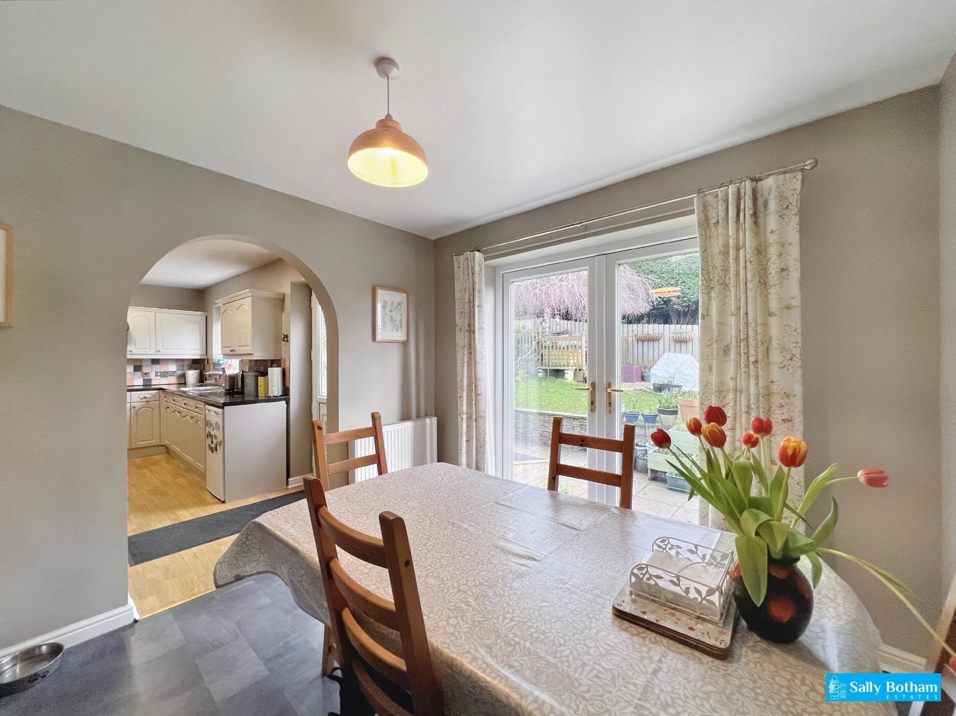4 bedroom Detached House for sale in Matlock