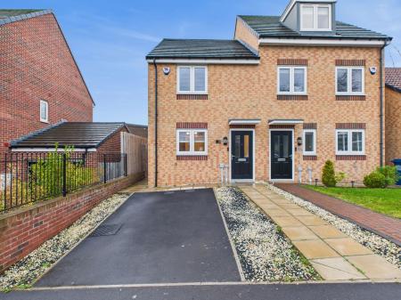 2 bedroom Semi-Detached House for sale in Newcastle Upon Tyne