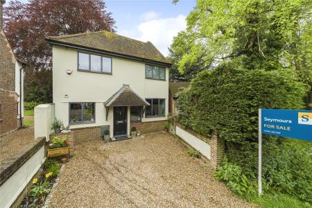 2 bedroom Detached House for sale in Staines Upon Thames
