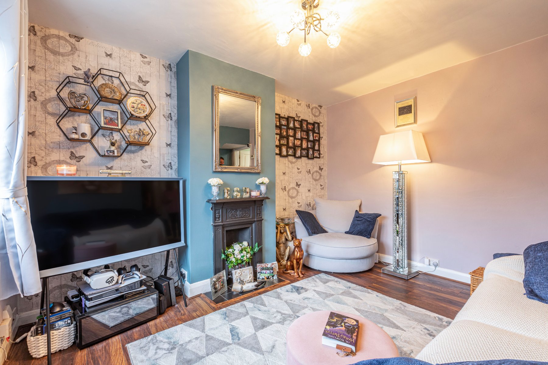 3 bedroom Terraced House for sale in Byfleet