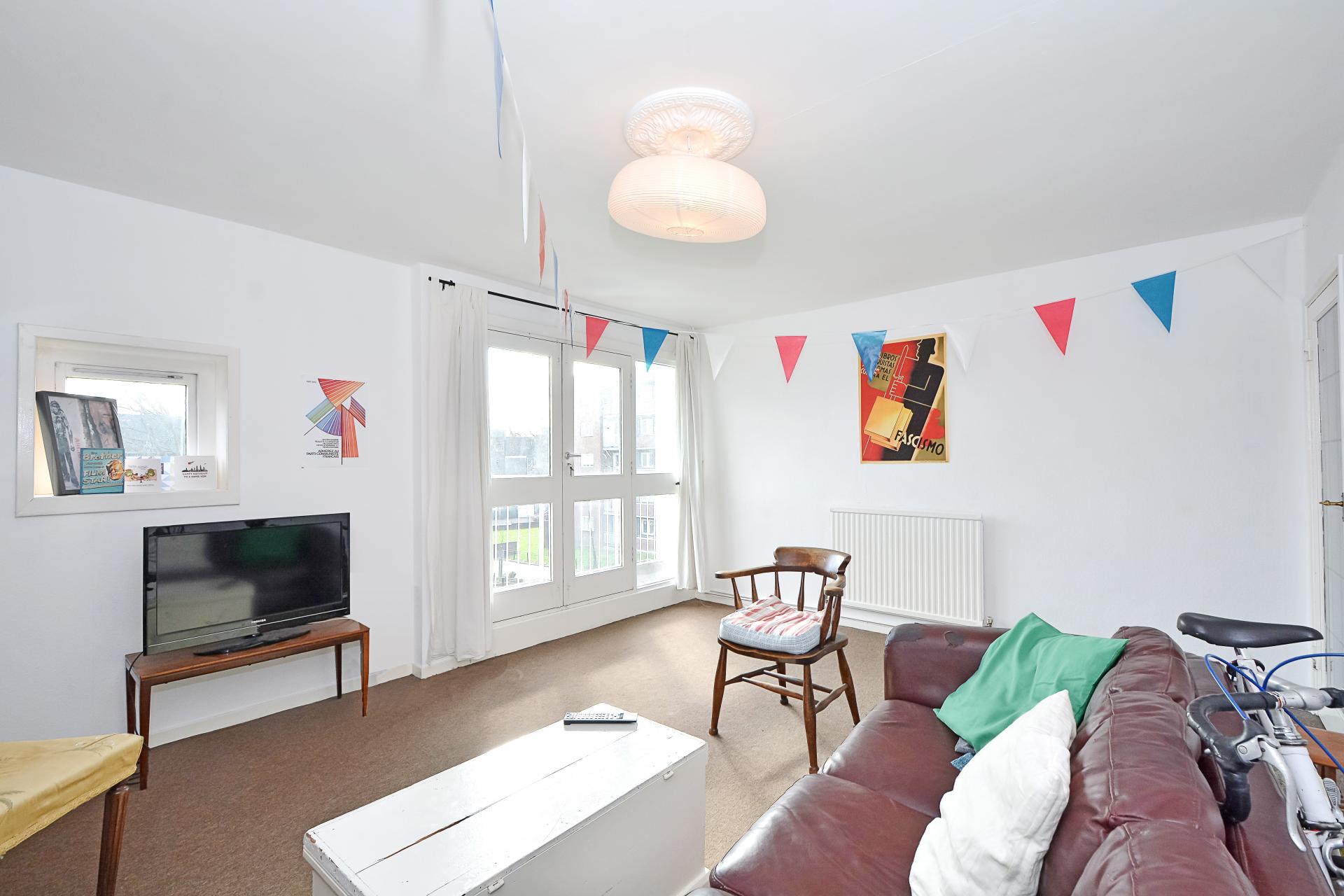 3 bedroom Maisonette for rent in London