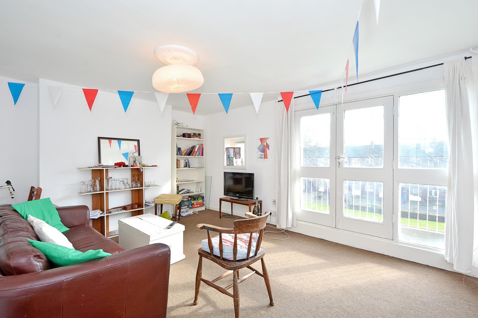 3 bedroom Maisonette for rent in London