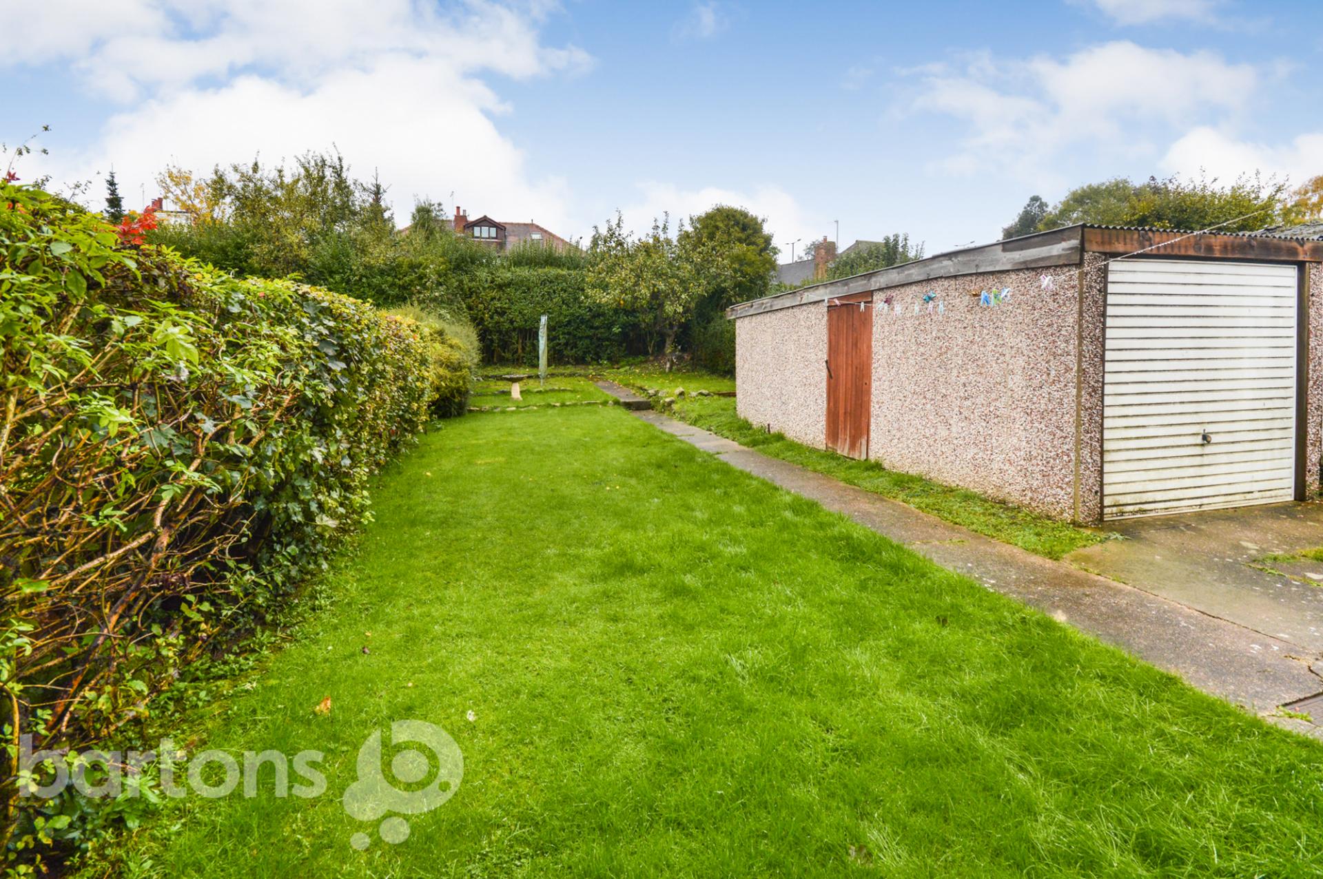 3 bedroom Semi-Detached House for rent in Rotherham