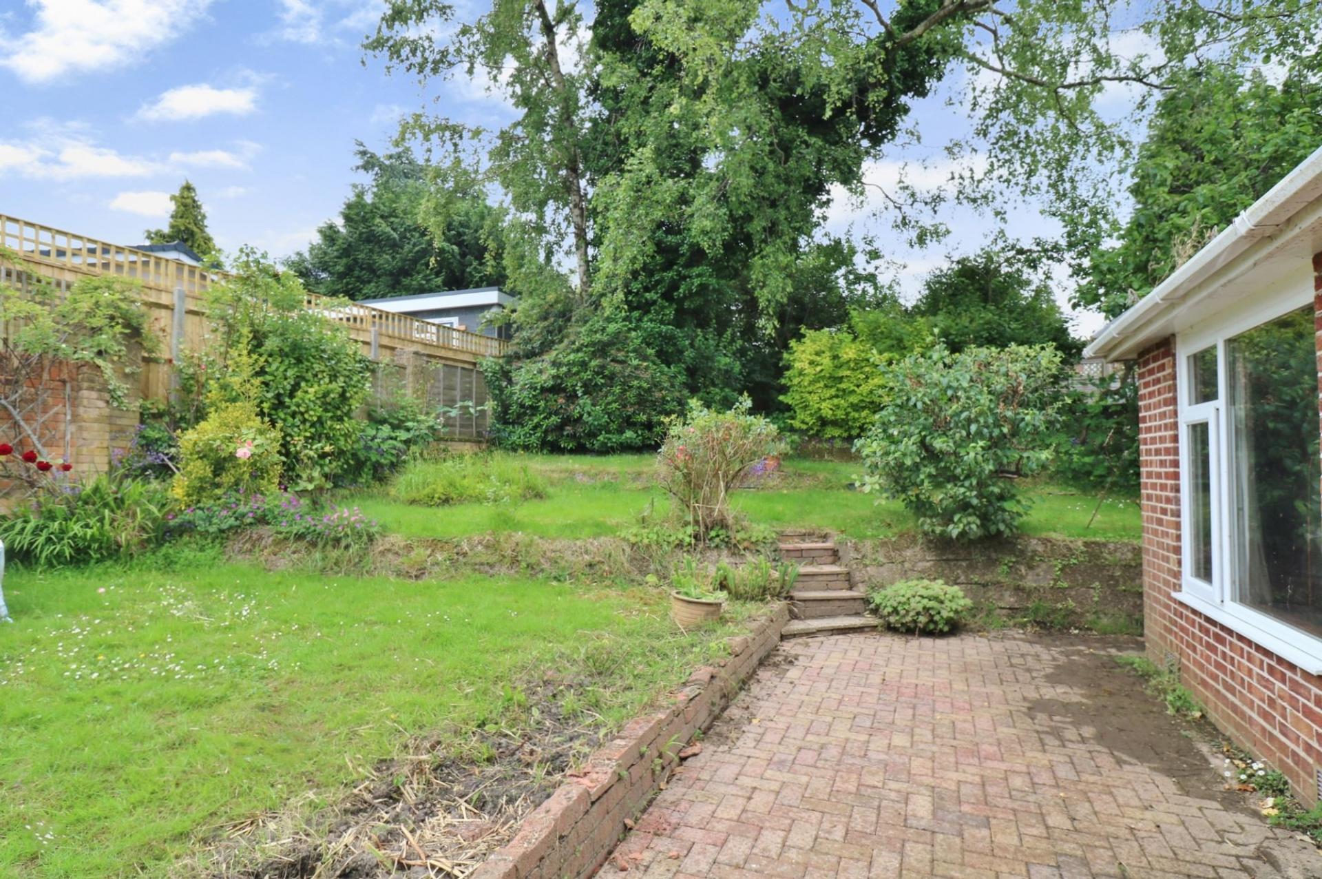 3 Bedroom Detached House For Sale In Southampton