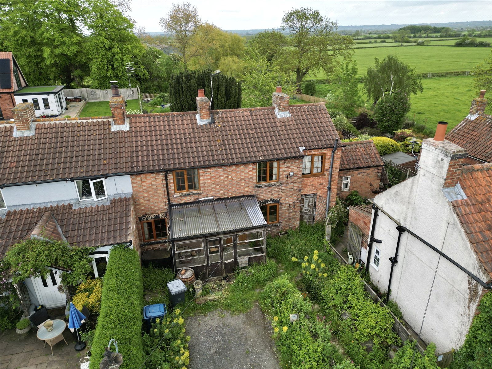 2 bedroom Semi-Detached House for sale in Nottingham