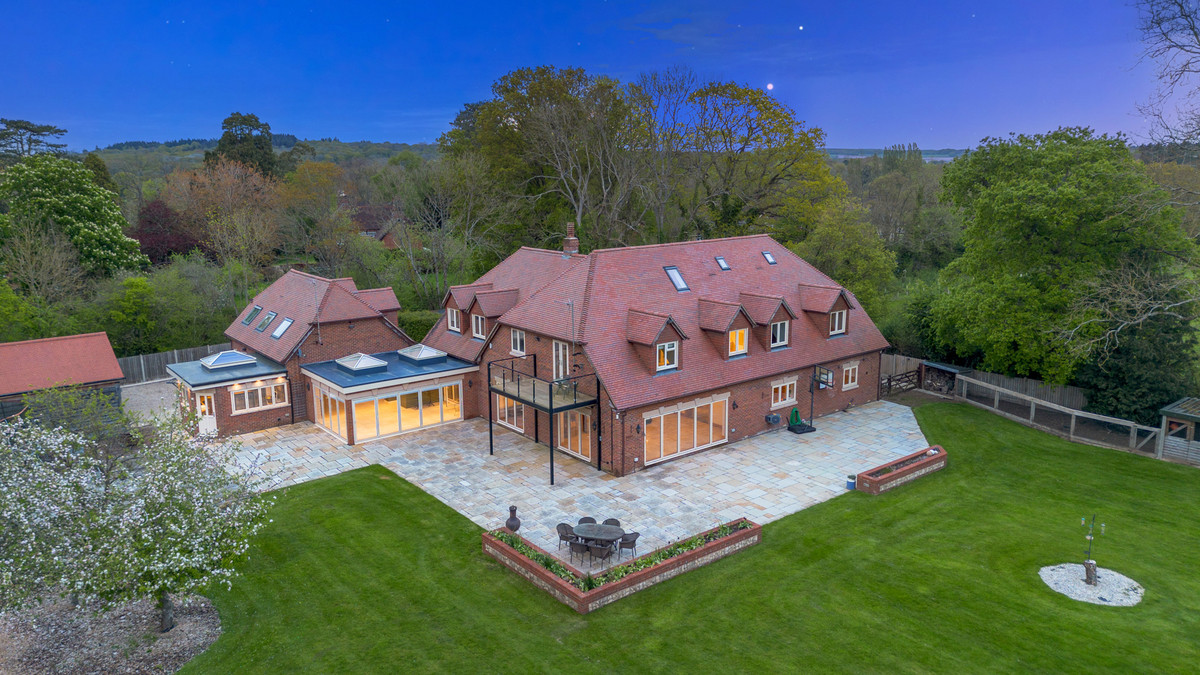 Detached House for sale with 5 bedrooms, Cooks Lane Lockerley Romsey ...