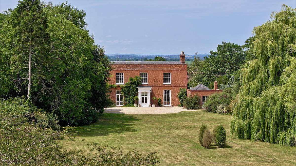 Detached House for sale with 7 bedrooms, Apperley Gloucester ...