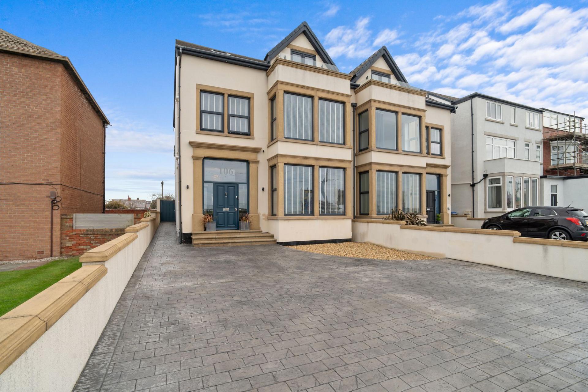 Semi-Detached House for sale with 4 bedrooms, Queens Promenade, Bispham ...