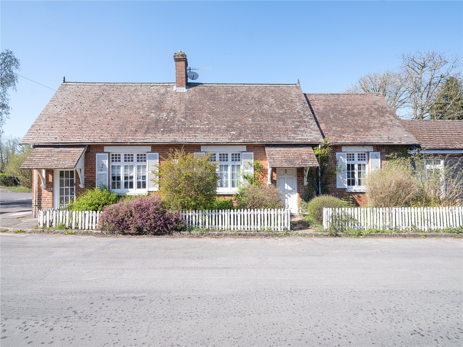 Semi-Detached House for sale with 2 bedrooms, Preshute Lane, Manton ...