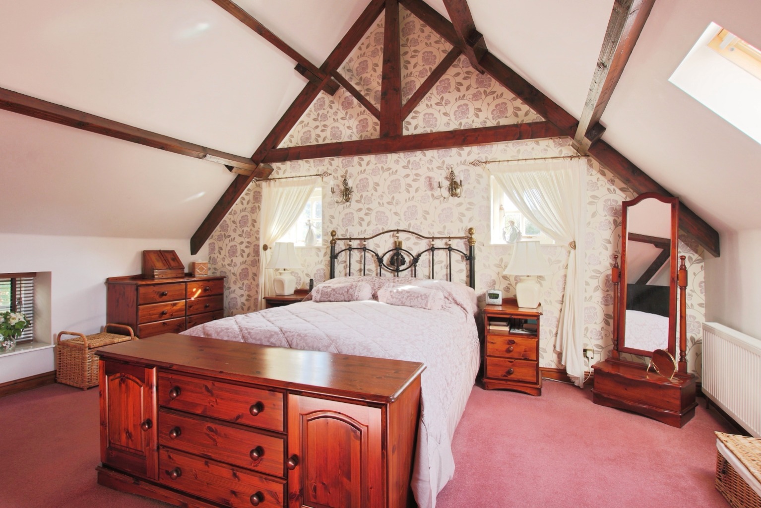 Semi-Detached House for sale with 5 bedrooms, Camerton Hall Lane ...