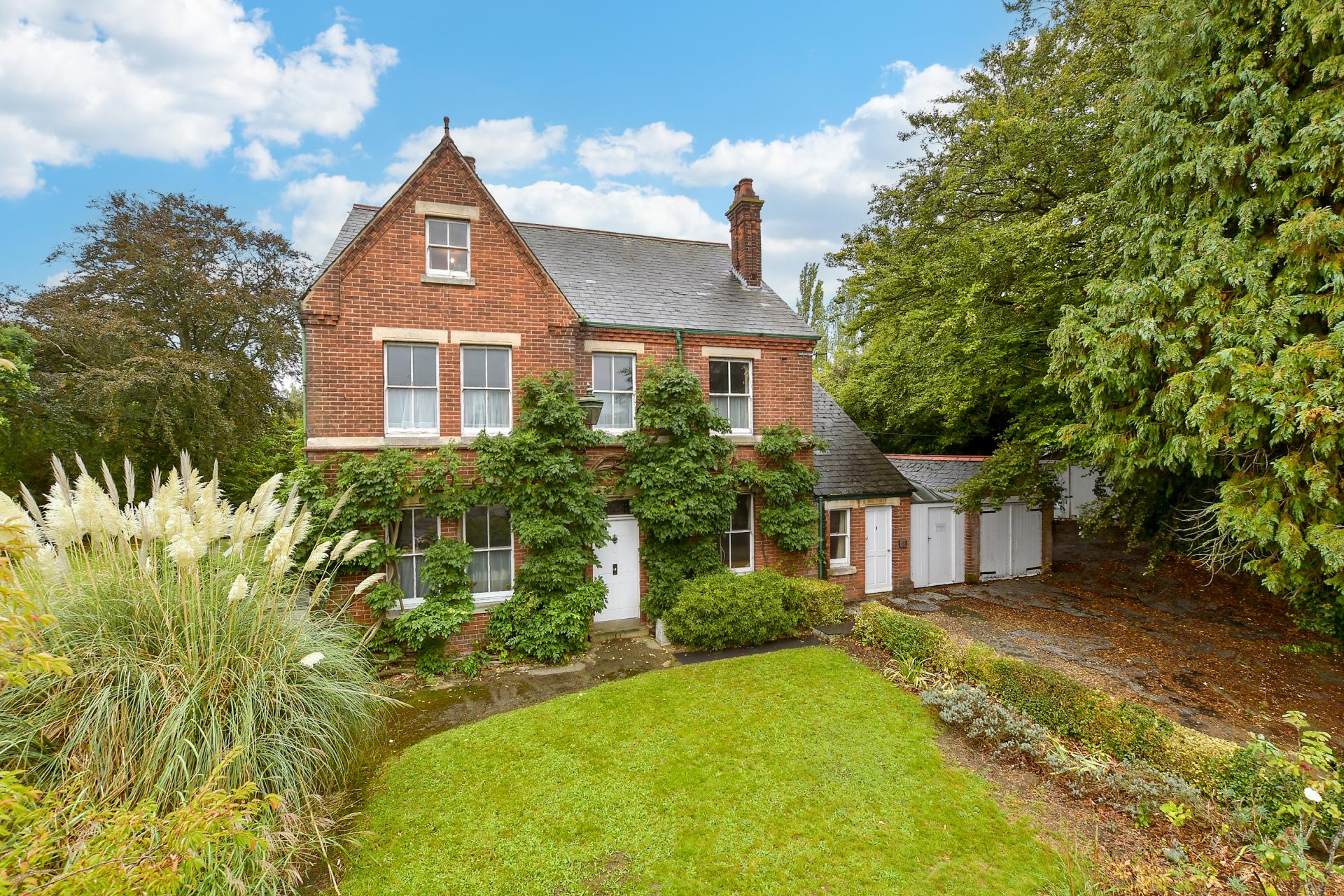 Detached House for sale with 4 bedrooms, Sturry Hill, Sturry | Fine ...