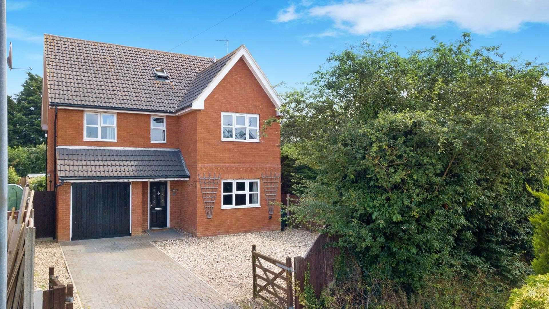 5 Bedroom Detached House For Sale In Colchester