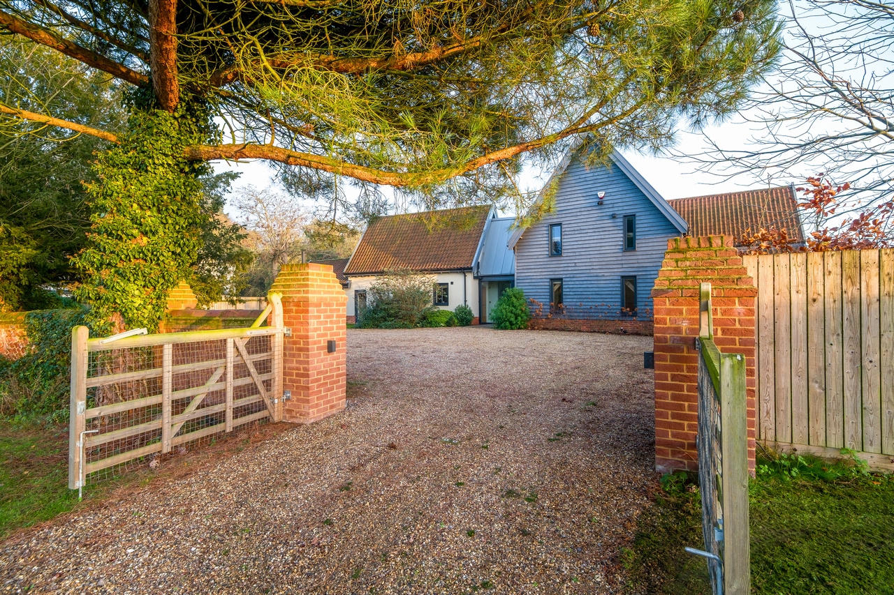 Barn Conversion for sale with 6 bedrooms, Brome, Eye | Fine & Country