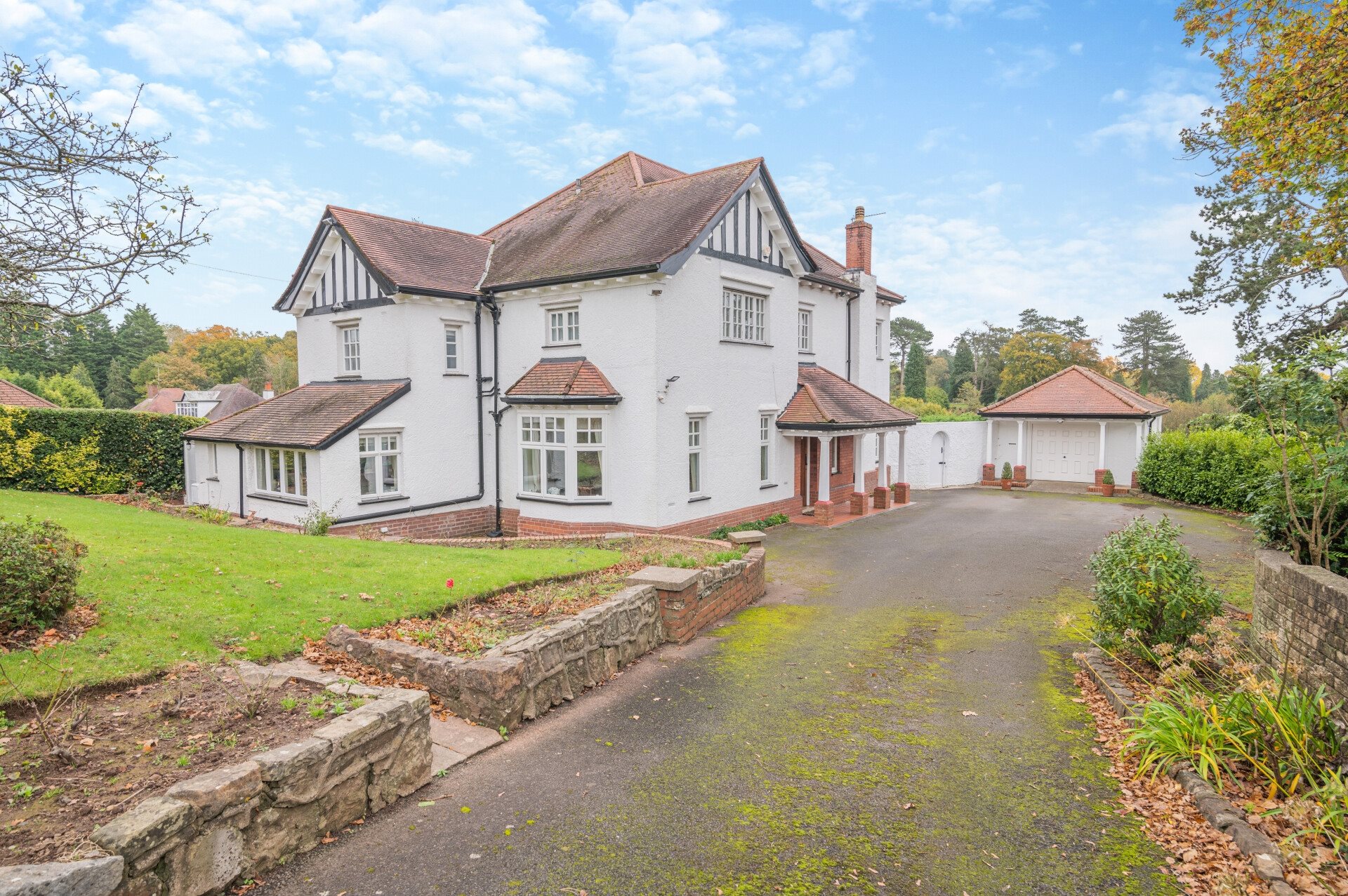 Detached House for sale with 5 bedrooms, Risca Road, Newport | Fine ...