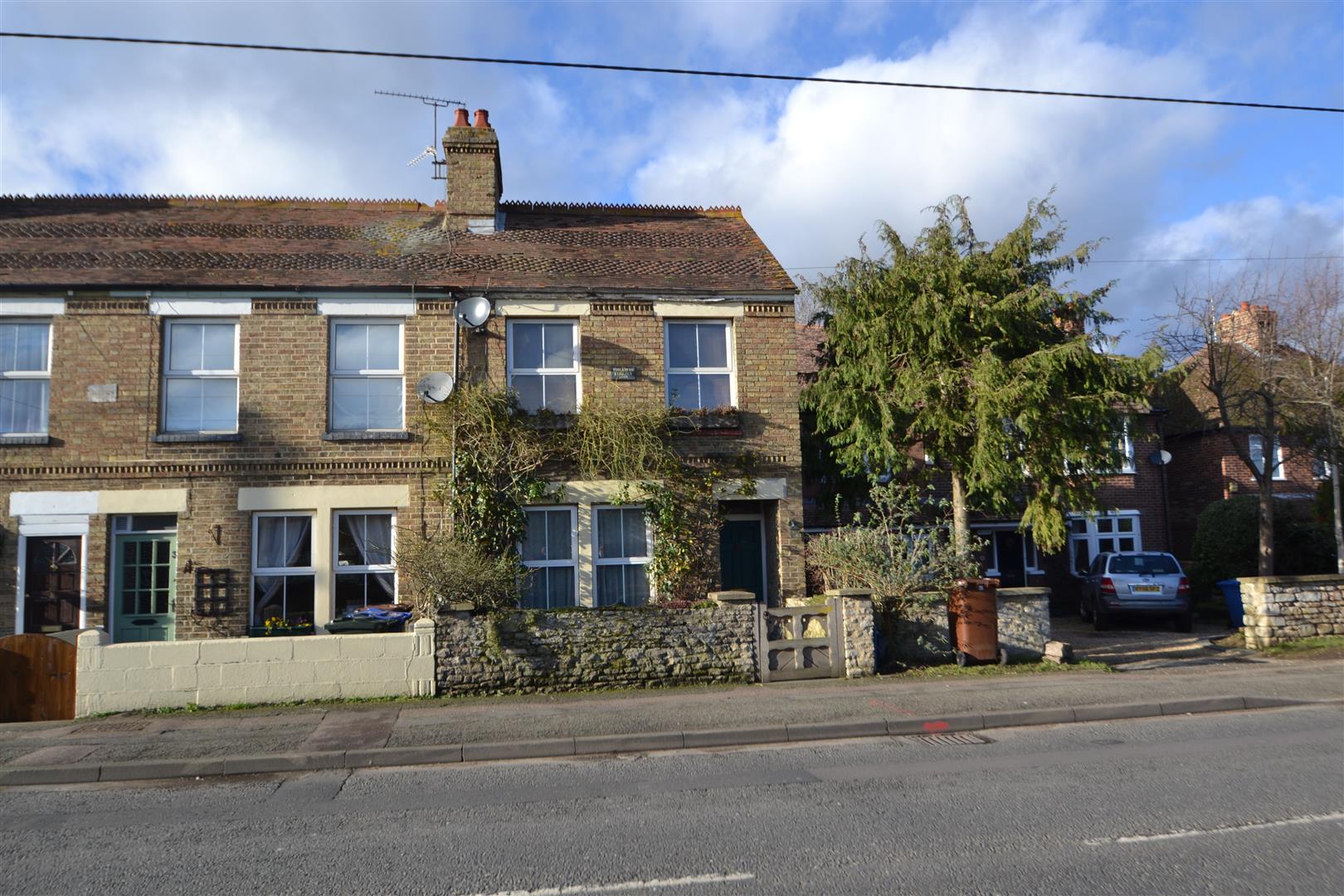 End of Terrace House for sale with 3 bedrooms, Buckingham Road ...
