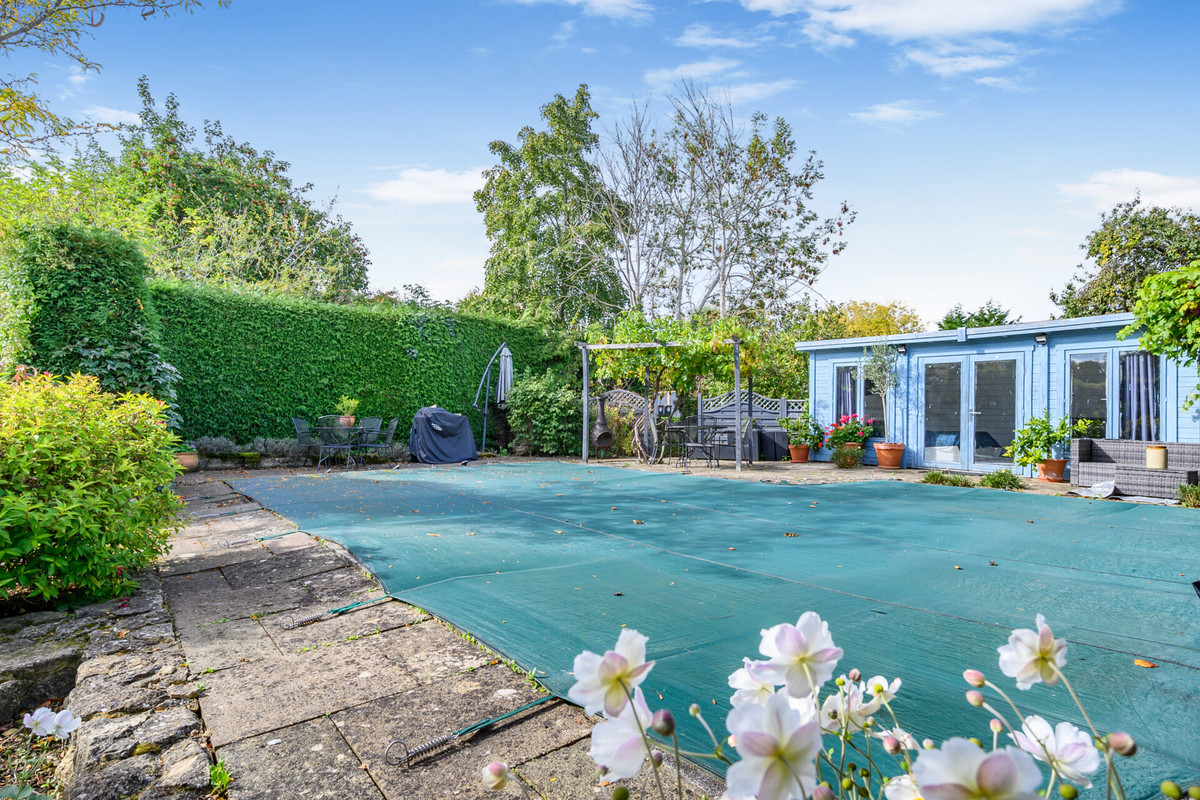 Detached House for sale with 5 bedrooms, Pigeon Hill, Tiffield | Fine ...