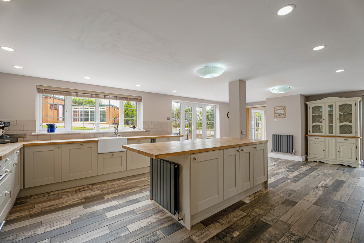 Detached House for sale with 6 bedrooms, Rugby Road Princethorpe Rugby ...