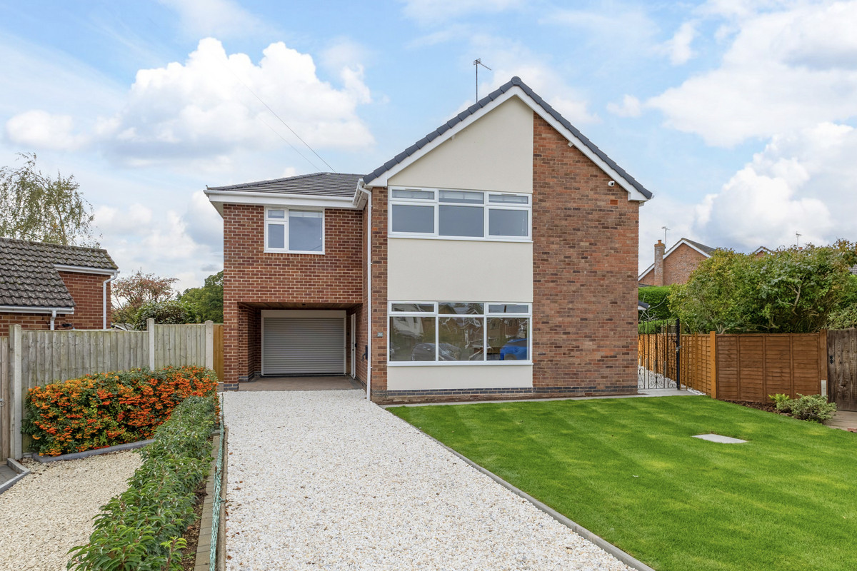 Detached House for sale with 5 bedrooms, Whittle Close, Rugby | Fine & Country