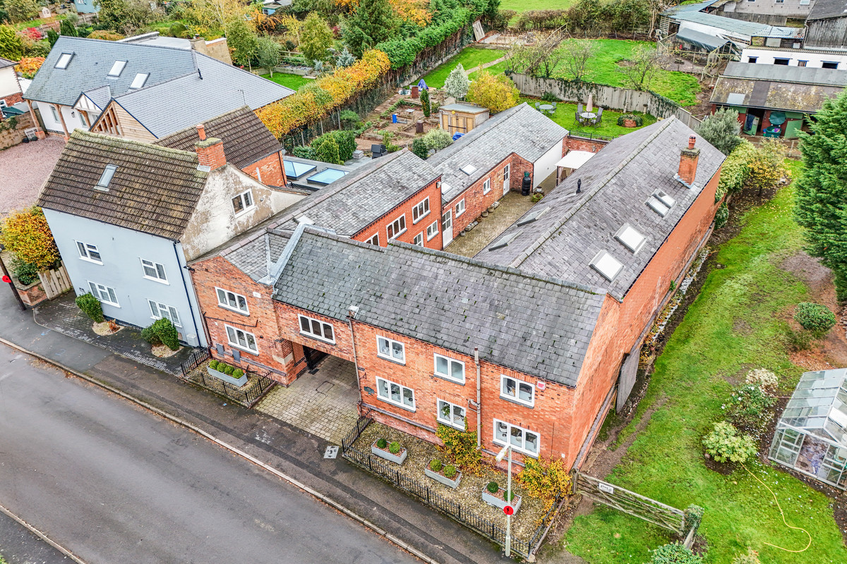 Detached House for sale with 5 bedrooms, Peveril Road, Ashby Magna ...