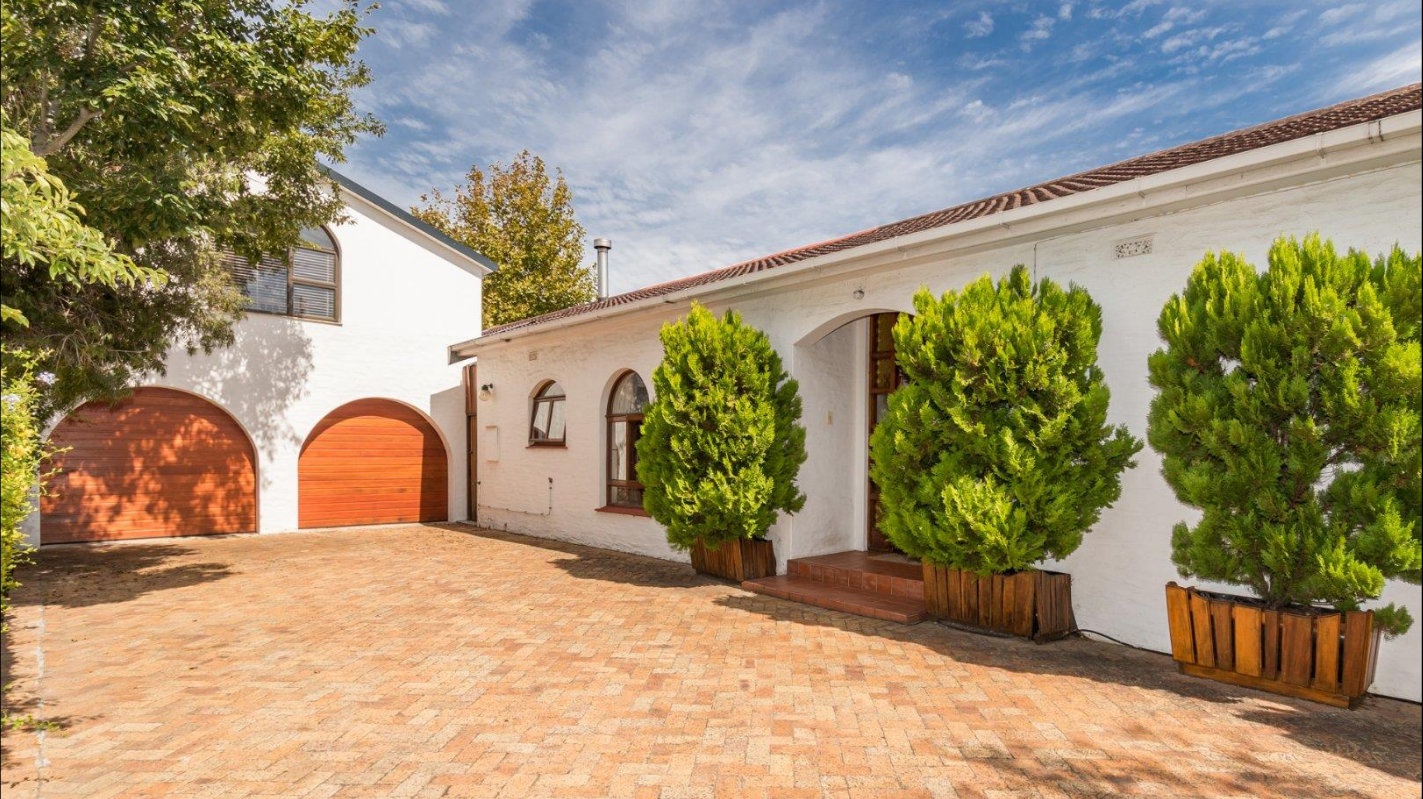 Property for sale with 5 bedrooms, Constantia, Cape Town | Fine & Country