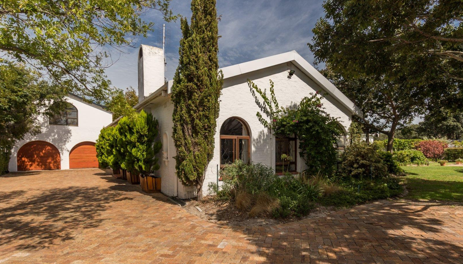 Property for sale with 5 bedrooms, Constantia, Cape Town | Fine & Country
