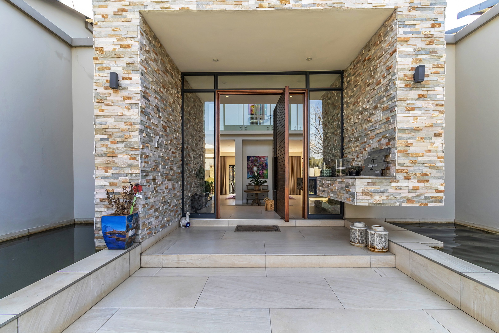 House to rent with 5 bedrooms, Waterfall Country Estate, Midrand | Fine ...