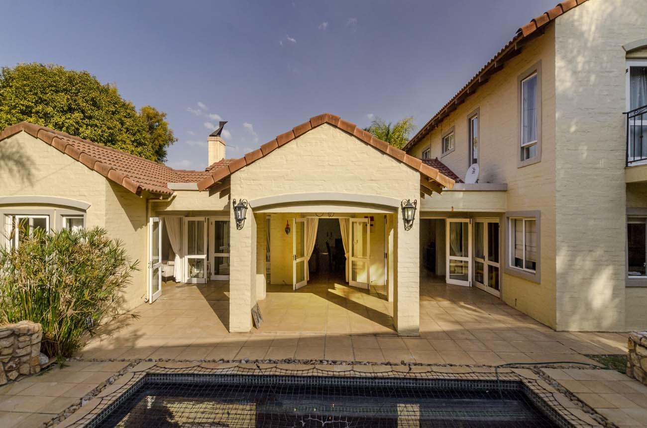 House for sale with 4 bedrooms, Kyalami Estate, Midrand | Fine & Country