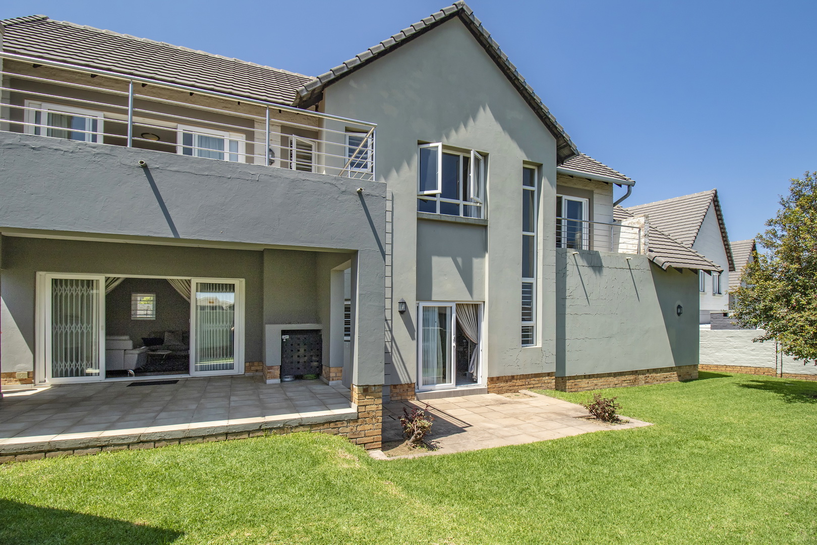 Townhouse for sale with 3 bedrooms, Kyalami Hills, Midrand | Fine & Country