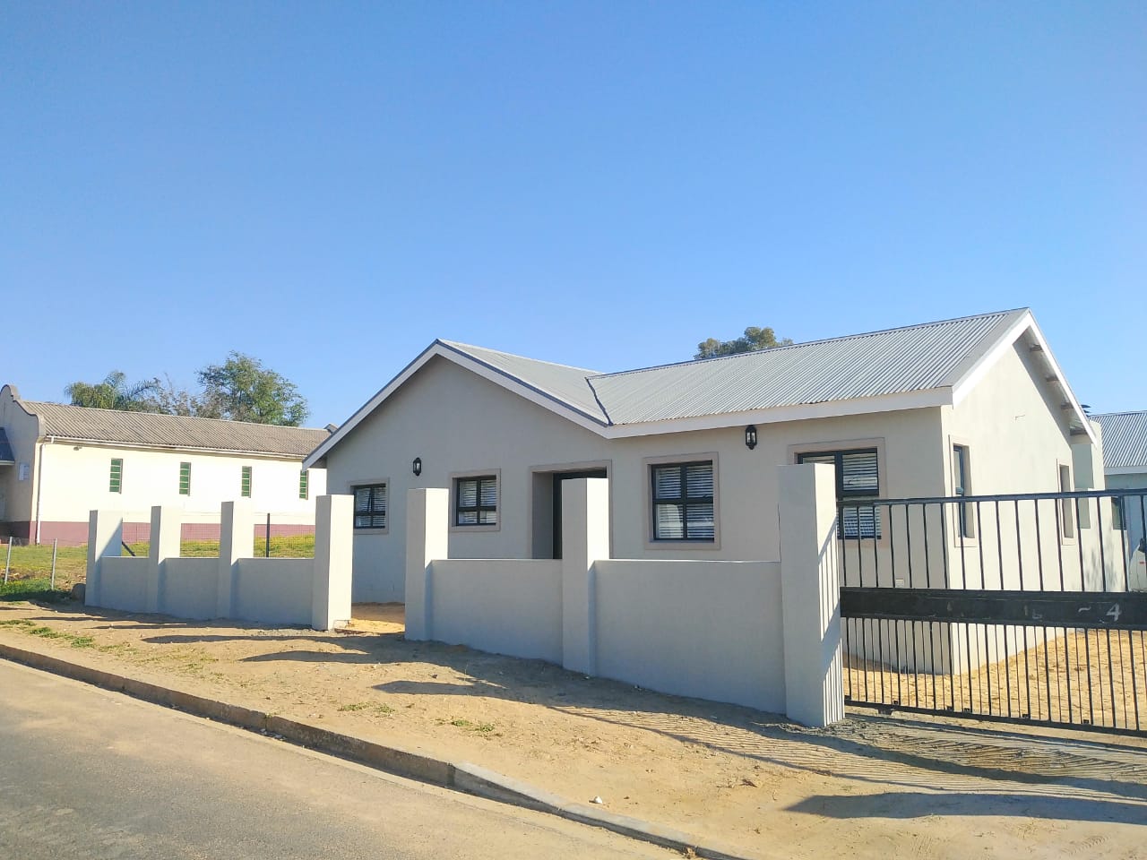 House for sale with 3 bedrooms, Clanwilliam, Clanwilliam | Fine & Country